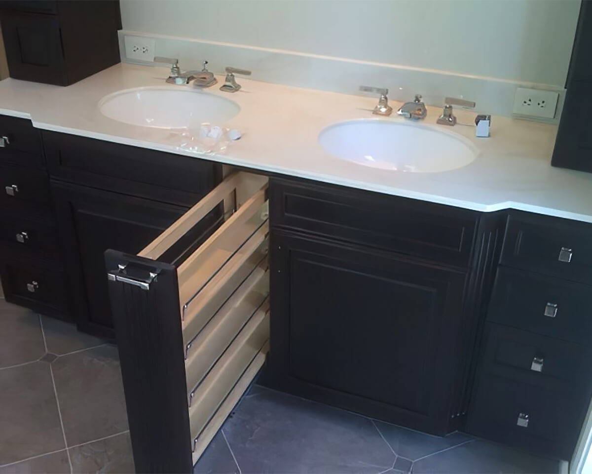 Bathroom Gallery | Creative Shades & Cabinetry