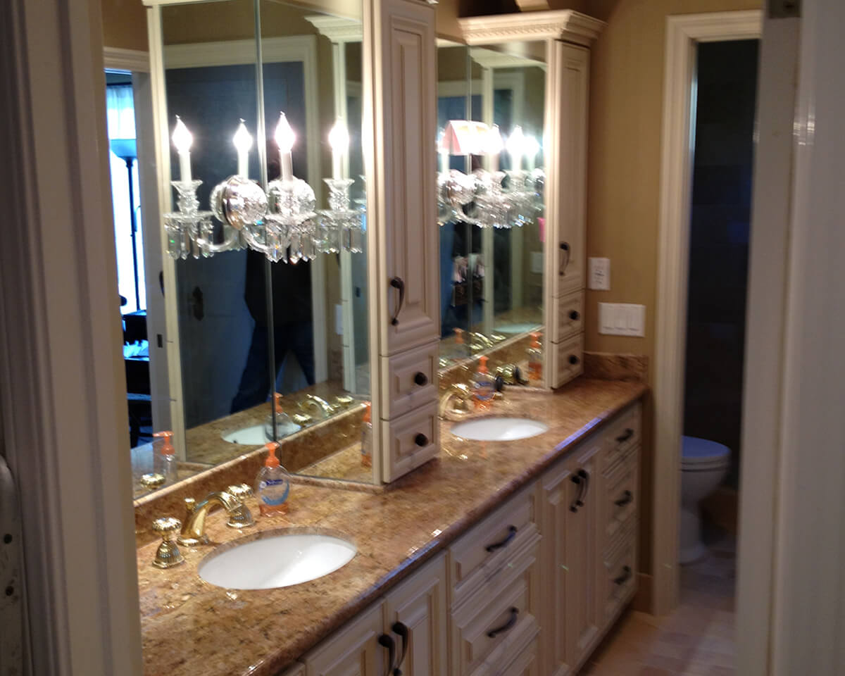 Bathroom Gallery | Creative Shades & Cabinetry